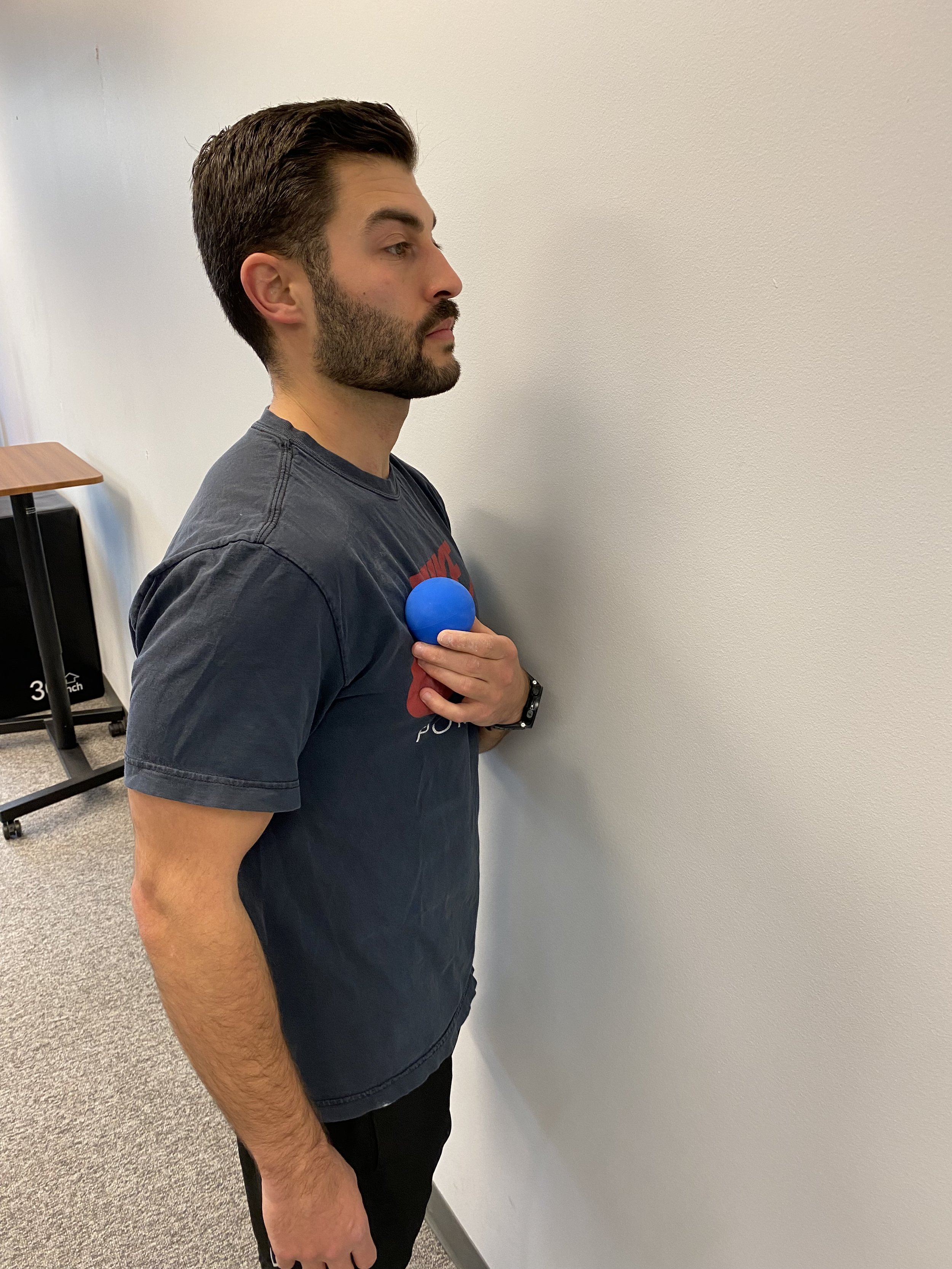 Should You Stretch Your Pecs to Improve Posture & Climbing?