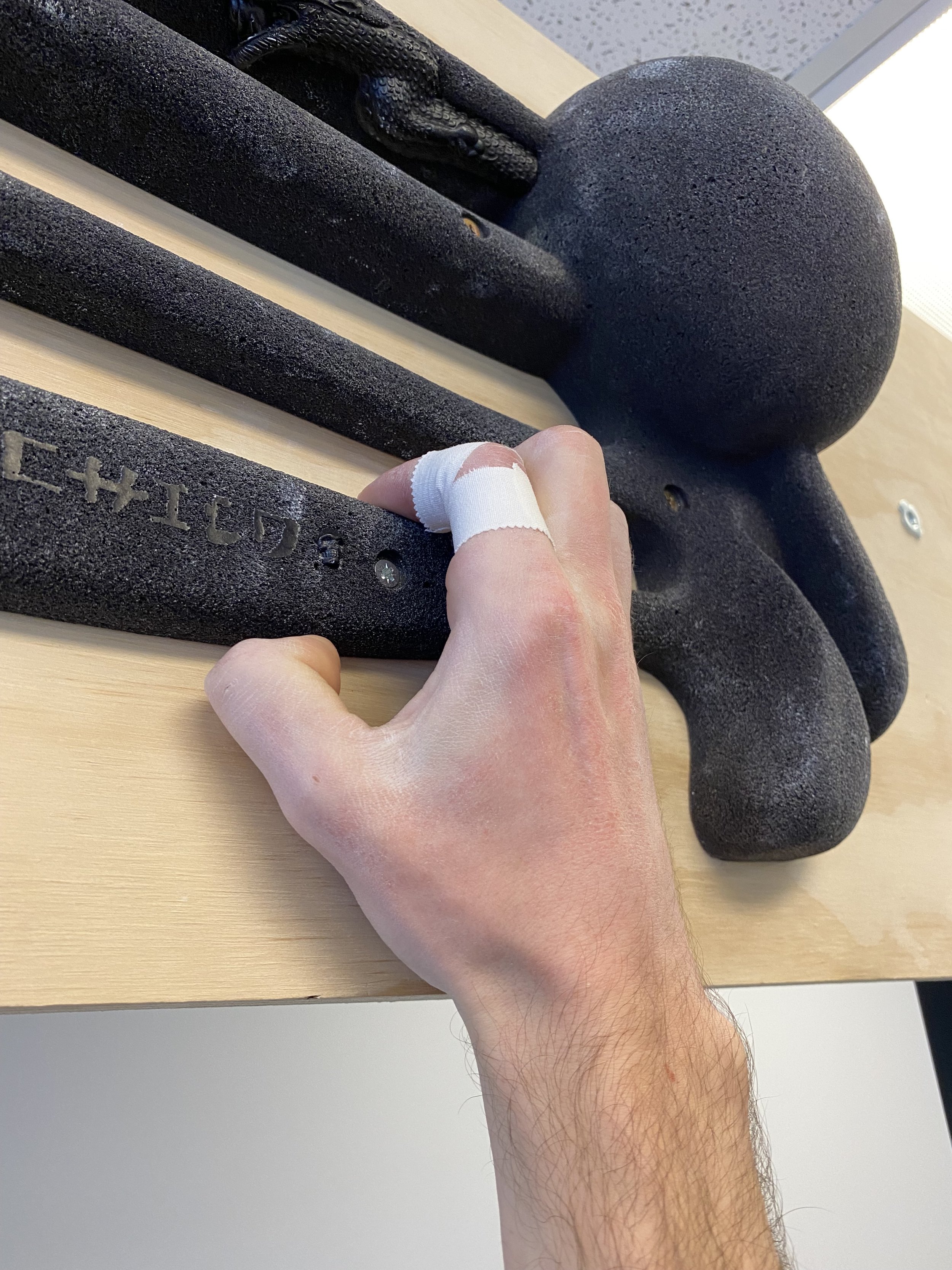 Does Finger Taping Improve Finger Strength In Climbers? - Mend Colorado